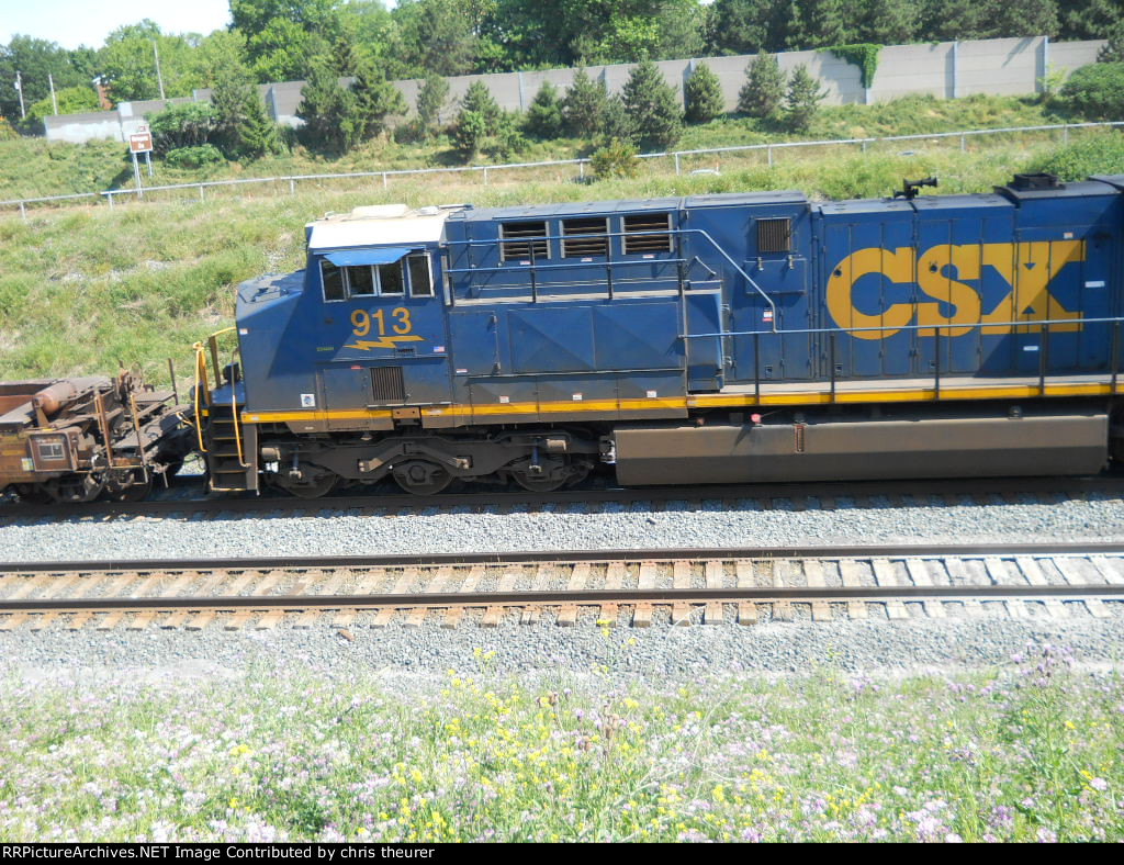 CSX 913